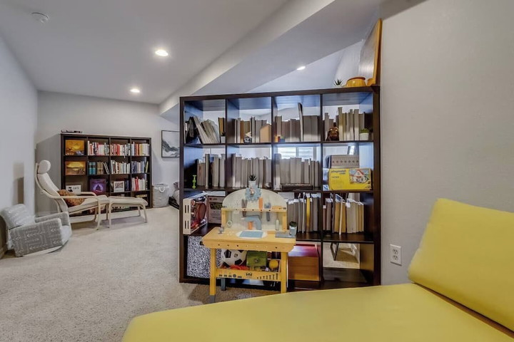 Pet Friendly Townhome Near Parks - Westminster, CO