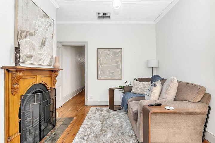 Violet Cottage An Idyllic Urban Oasis For Two - Adelaide