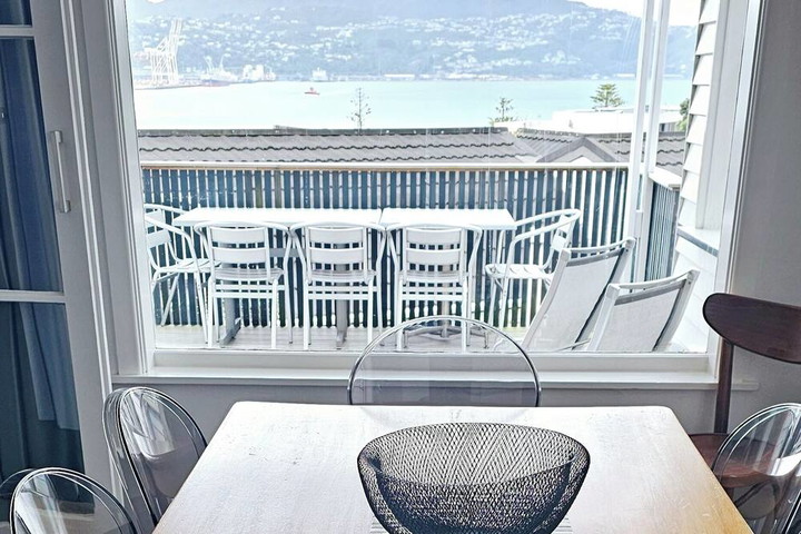 Ideal Location For Groups, Family, Friends Or Work - Wellington