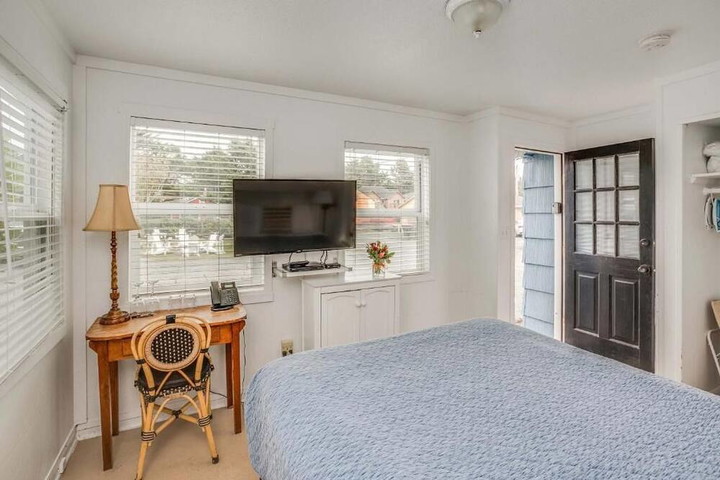 Mcbee Cottage - Cozy Queen Room At Cannon Beach Hotel Collection! Near Beach - Cannon Beach, OR