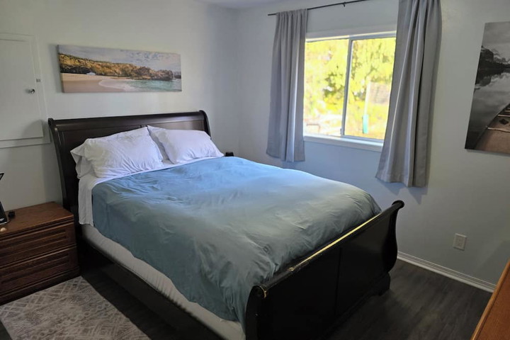 Hideaway Haven By The Lake - Lake Cowichan