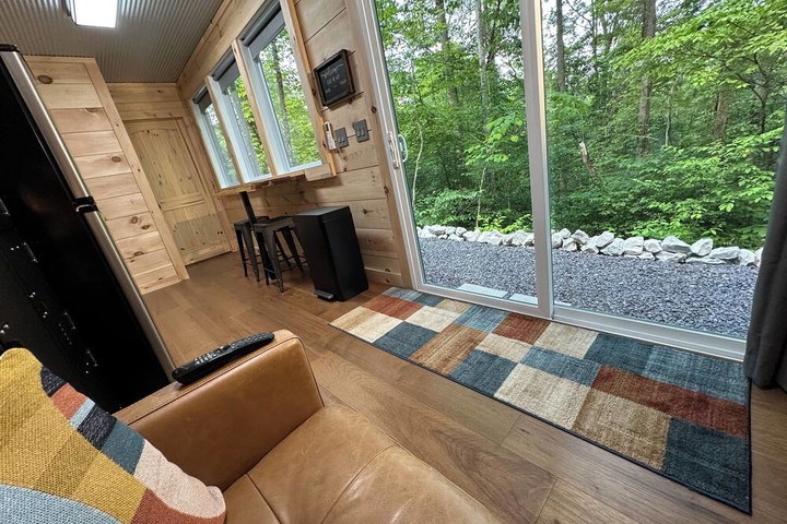 Romantic Red River Gorge Cabin Private Hot Tub Secluded Escape - Slade, KY