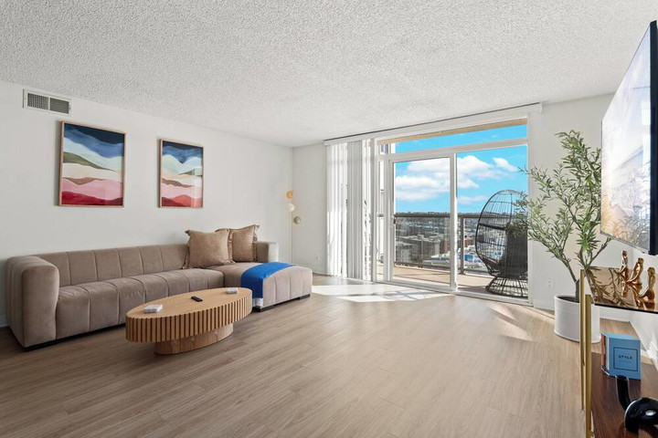 Oceanfront Oasis: Serene 1bd Retreat In Mdr/venice - Venice Beach, CA
