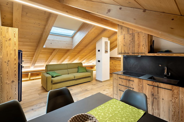 Appartement Mansarda Rin Da Gen Avec Vue Montagne, Balcon Et Wi-fi - Livigno