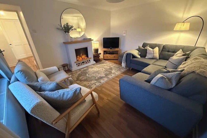 Taigh Mòr Traditional Croft House, Walking Distance To Beaches, Atlantic Views. - Lewis