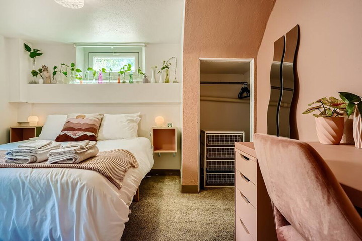 Charming And Colorful Apartment At Sloans Lake - Denver, CO
