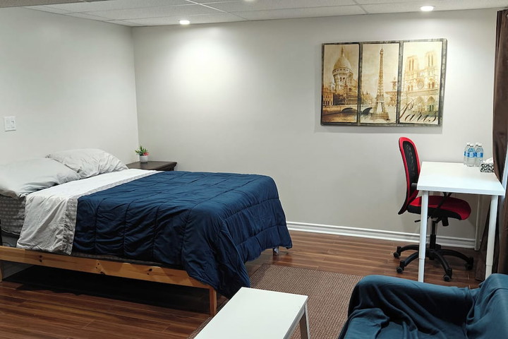 A Cozy Ottawa Hideaway Suitable For Couples & Families Minutes From The Airport - Ottawa