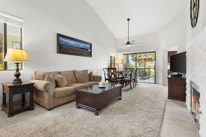 Palm Desert Resort Condo Golf & Pond Views - Palm Desert, CA