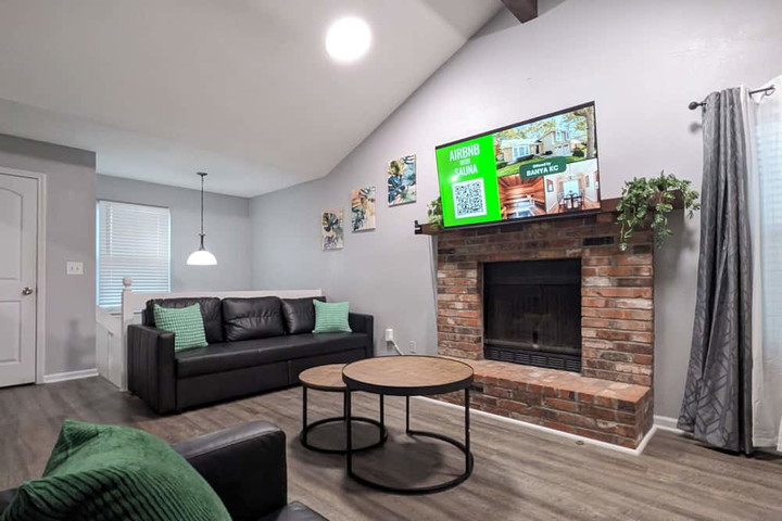 Stylish Duplex W/ Garage 15 Min To Downtown Kc - Unit 4 - Kansas City