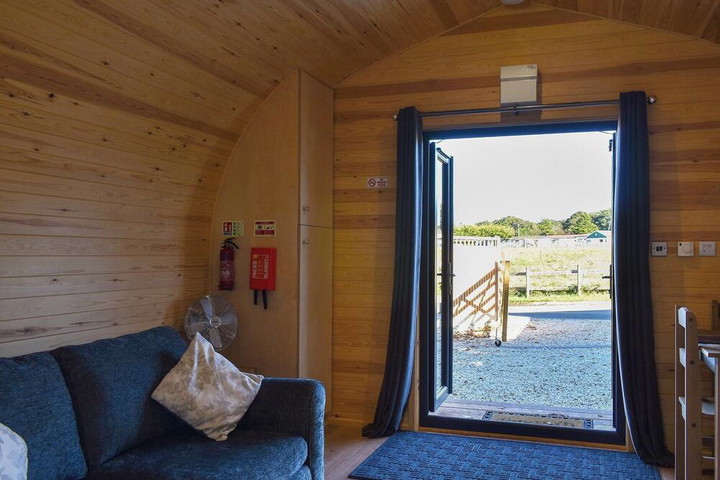 1 Bedroom Accommodation In Ferndown - Poole