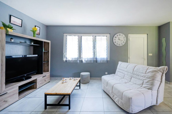 Gîte Le Grand Chêne: Piscina Compartida, Wi-fi Y Aire Acondicionado En Lesperon - Landas