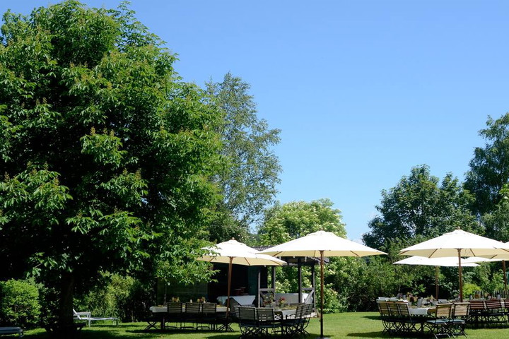 Matratzenlager 'Gelb' Mit Gemeinsamer Terrasse & Garten, Ohne Küche - Penzberg