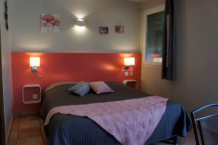 Chambre Confort Avec Salon Cuisine Au Coeur Du Vaucluse. - Beaumes-de-Venise