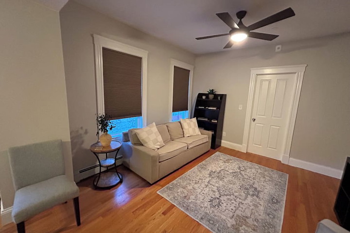 Harvard, B.u. M.i.t. Fenway Park Convenient Comfortable & Spacious 3br Apartment - 케임브리지