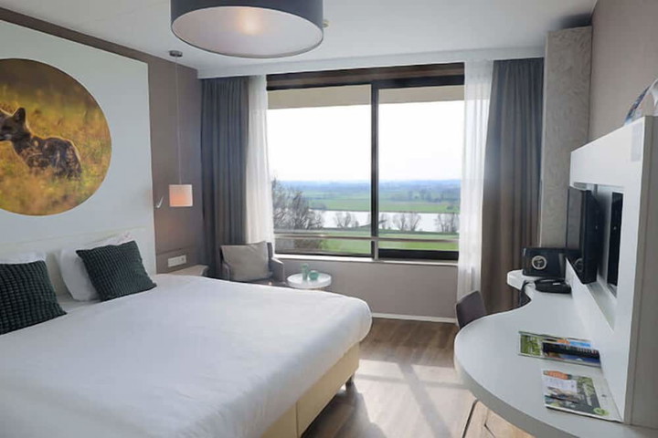 Breathtaking Stay W/spa & Scenic Surroundings | Local Dining & Nature Spots - Rhenen