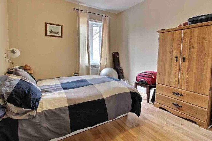 3,5 With 2 Terraces Nearby All Services - Longueuil