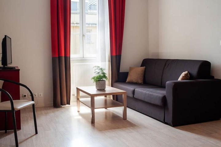 Appartement Modeste Au Coeur D'une Ville Médiévale - Dinan