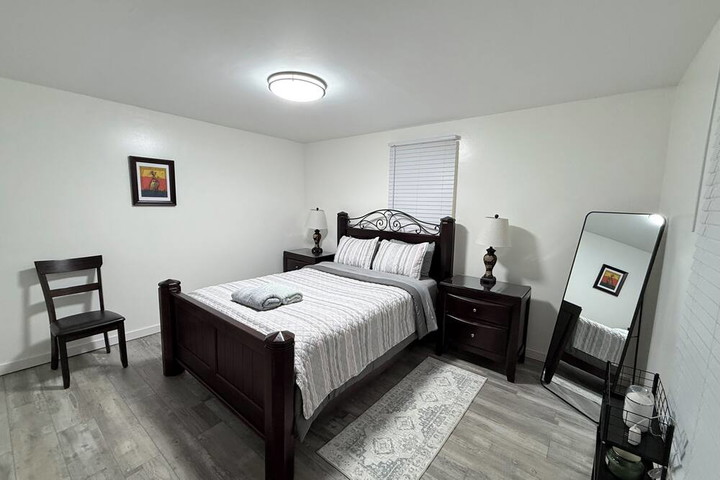 Completely Renovated For You Mountain View Cottage - Charleston, WV