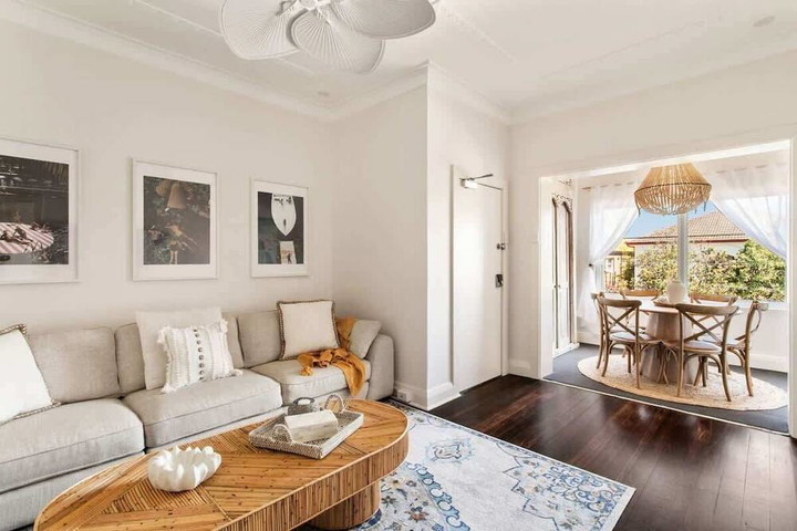 The Hideaway | Coastal Escape With Winter Sun & Fine Dining - Randwick