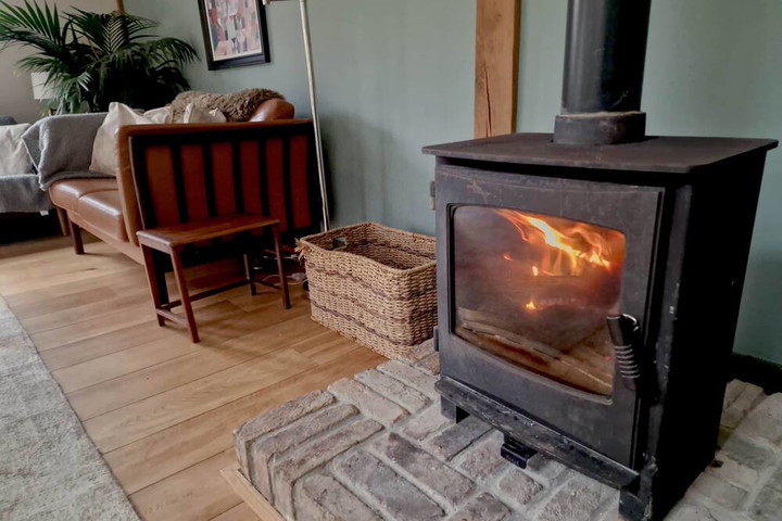 The Stable | Oak-frame Kent Hideaway · Hot Tub - Kent