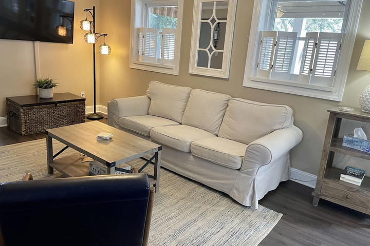 Serenity Amid It All. Dog Friendly Pet Fee, Wifi, Outdoor Shower, Grill - Delaware