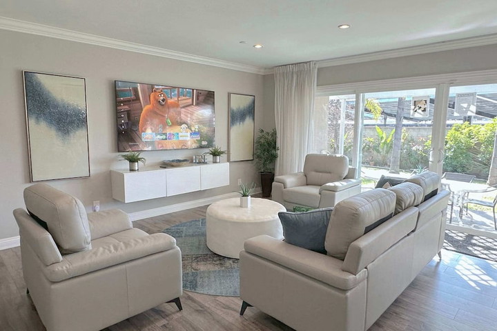 Near Disneyland, 6br, 4ba, Pool/hot Tub, 3300 Sqft - Anaheim