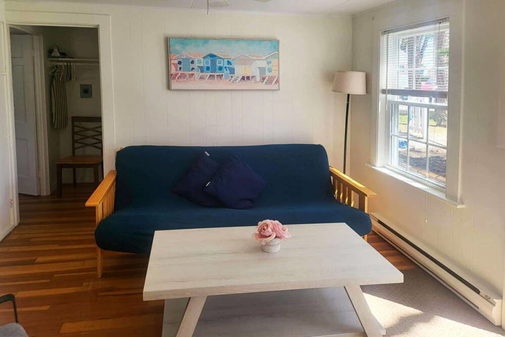 Cozy One Bedroom Cottage, 50 Feet From The Beach In Oob. - Scarborough, ME