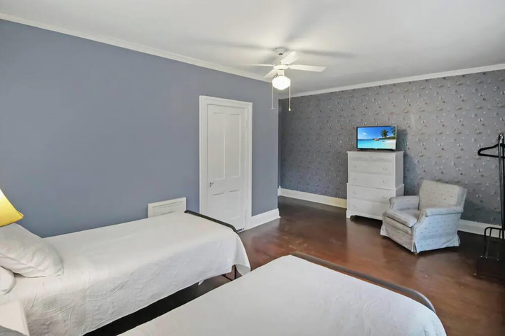 Peaceful One-bedroom Stay At Ywca - Two Twin Beds In Beautiful Westfield, Ny - Chautauqua, NY
