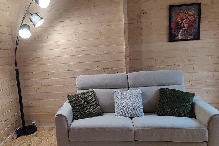 Chalet  Indépendant Avec Vue Dégagée Sur Un Environnement Naturel. - Charleville-Mézières