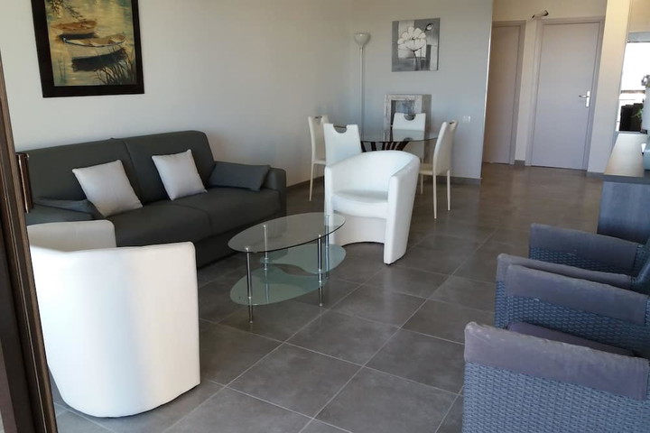 Apartment In Sainte Maxime - Gassin