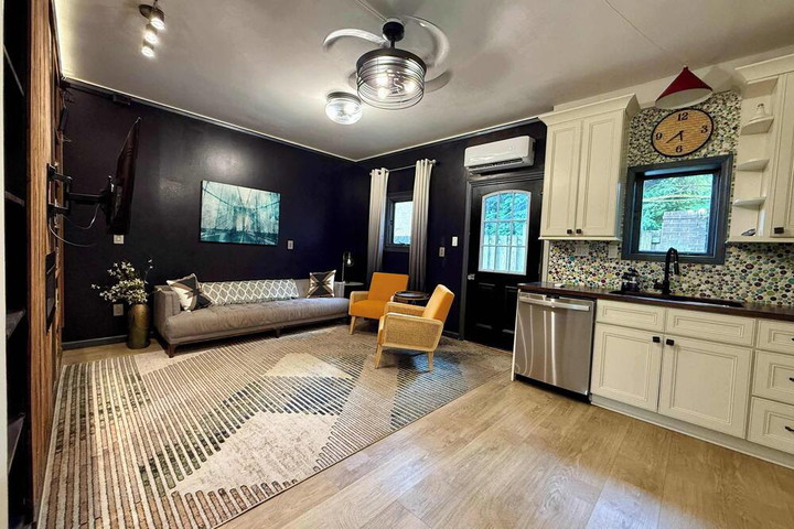 Funky & Fun, Secret Room, Games, Puzzles. Sleeps 5 - Charlestown, IN