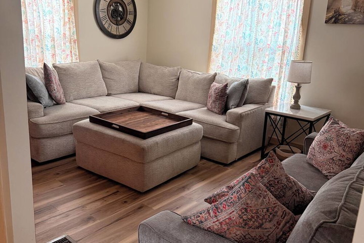 Serene 3-bedroom House With Ac In Alexandria Bay - Alexandria Bay, NY