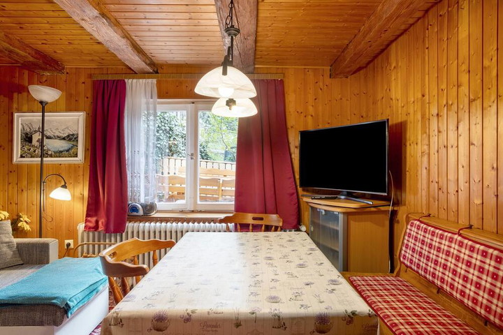 Apartment '2' With Mountain View, Shared Garden And Wi-fi - Triberg