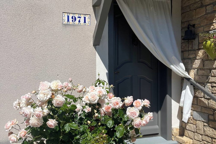 Cheerful Disney Residential Home With Heated Pool - Anaheim, CA