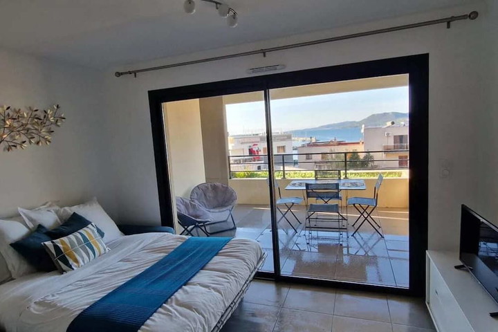 T2 Fronte Di Mare  Appartement De Standing En Front De Mer, Centre De Propriano - Propriano