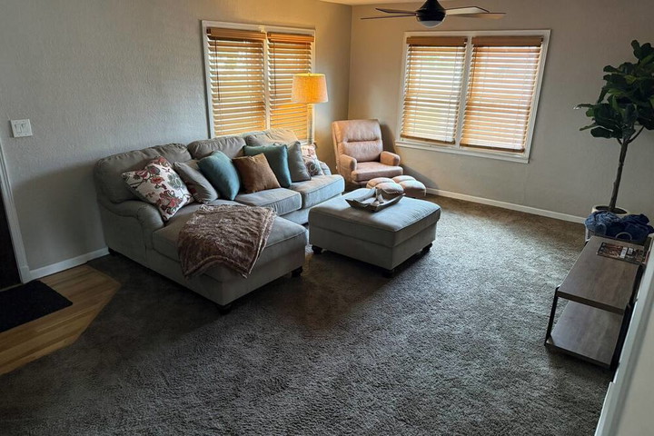Cozy Retreat In The Heart Of Ankeny - Ankeny, IA