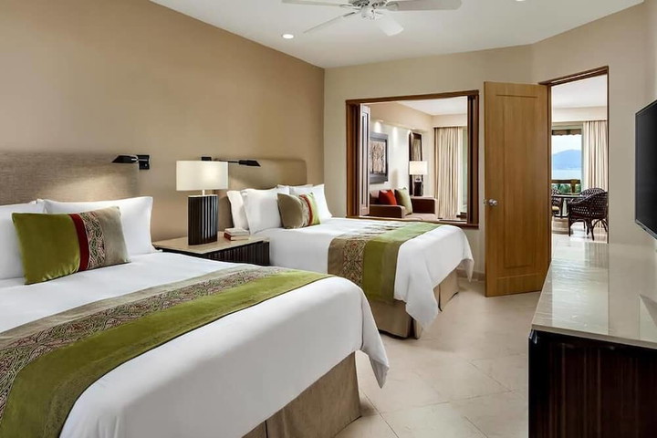 Pamper Yourself And Friends  At A Great Price With A Grand Luxxe 3 Bedroom Suite - Bucerías