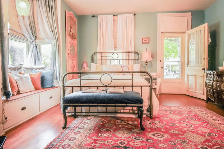Cozy Bed & Breakfast In Magical Eureka Springs With Wifi, Ac -Sunset View Room - Eureka Springs, AR