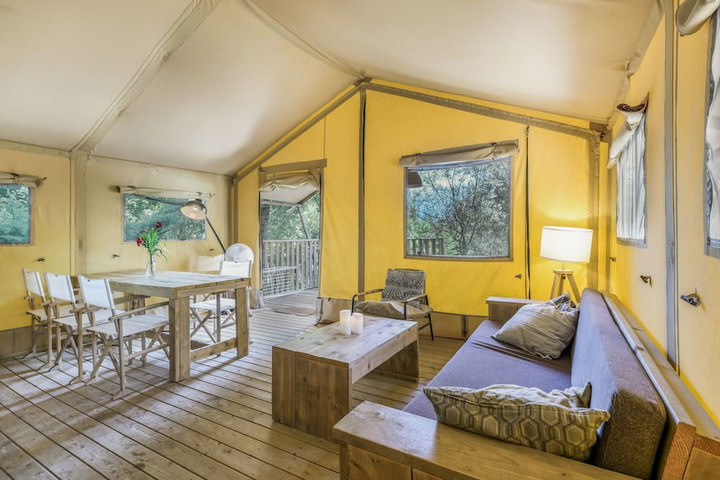 Oliveira Glamping Tent With Mountain View, Private Pool, And Wi-fi - Celorico de Basto