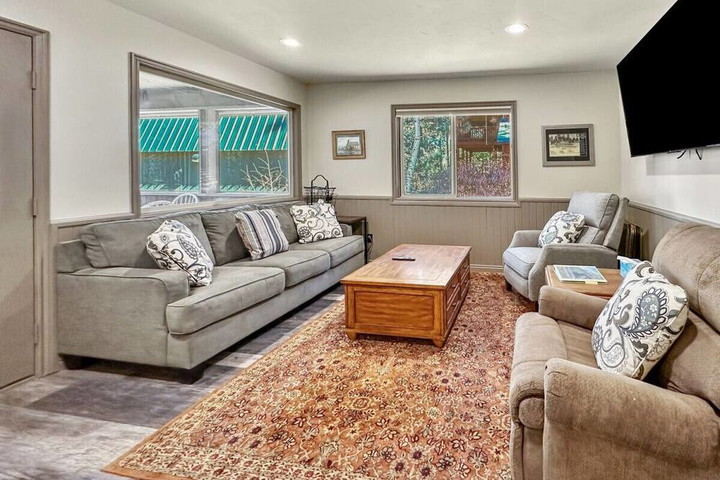 Charming Home In Donnelly Close To Lake Cascade - Donnelly, ID