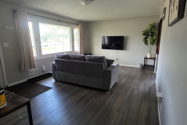 Fully Stockedcozy House - Saint Paul, MN