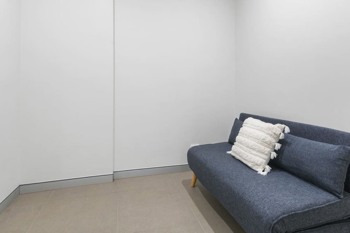 Burelli Beach Escape Breezy Seaside Charm - Wollongong