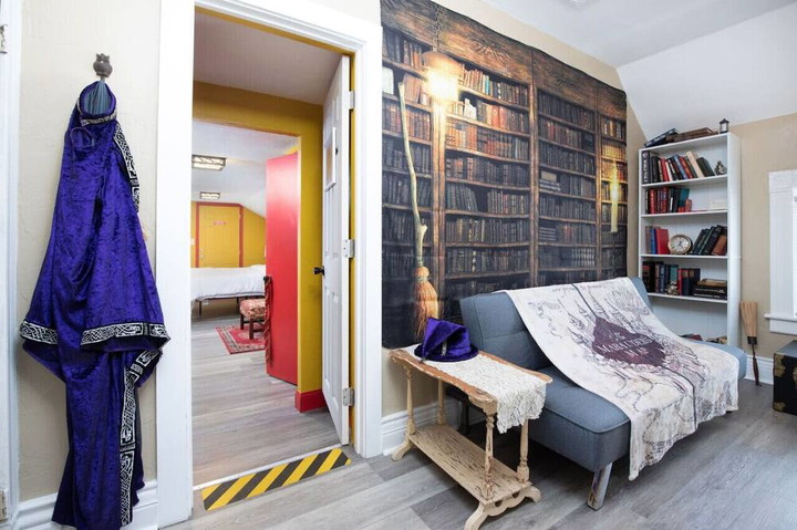 Whimsical Magic Renovated Home - Walk To Downtown From Atlantic St. - Appleton, WI