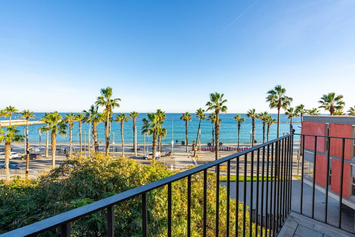 Stunning 2-bedroom Apartment With Sea View In Barceloneta - La Barceloneta