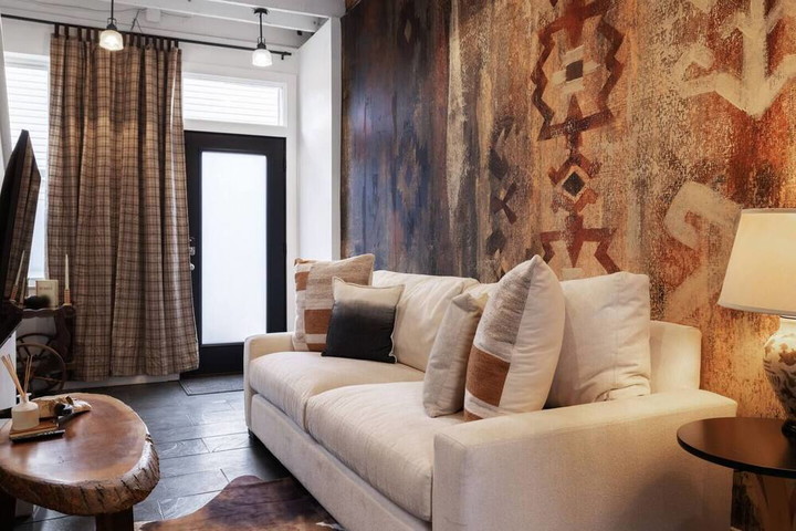 Romantic Designer Loft | Walk To Butler St! - Pittsburgh