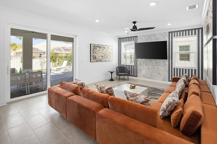 Just Beachy| New 5br Beach House With Under - The - Sea Theme Room + More - Melbourne Beach, FL
