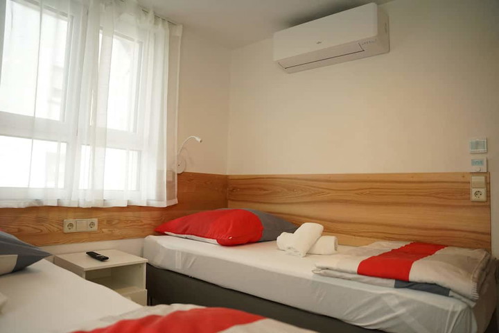 Apartment-standard-private Bathroom-balcony - Lichtenstein