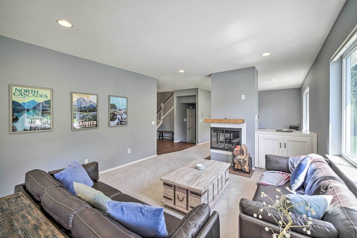 Riverside North Bend Oasis: Stunning Mountain View - North Bend, WA