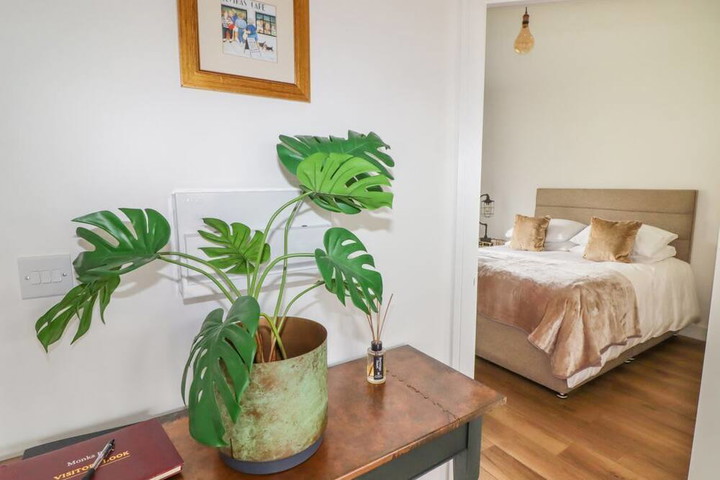 Monks Rest In Monknash. 2 Bed. - Cowbridge