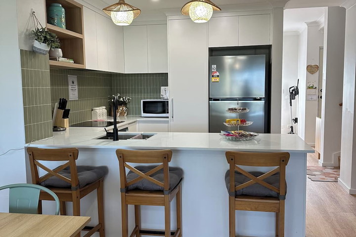 Koombana Bay Beach Homestay - 번버리